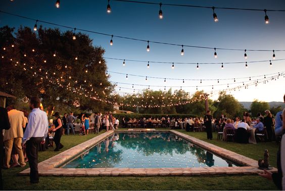 25 Gorgeous Outdoor Patio Festoon Lighting Ideas
